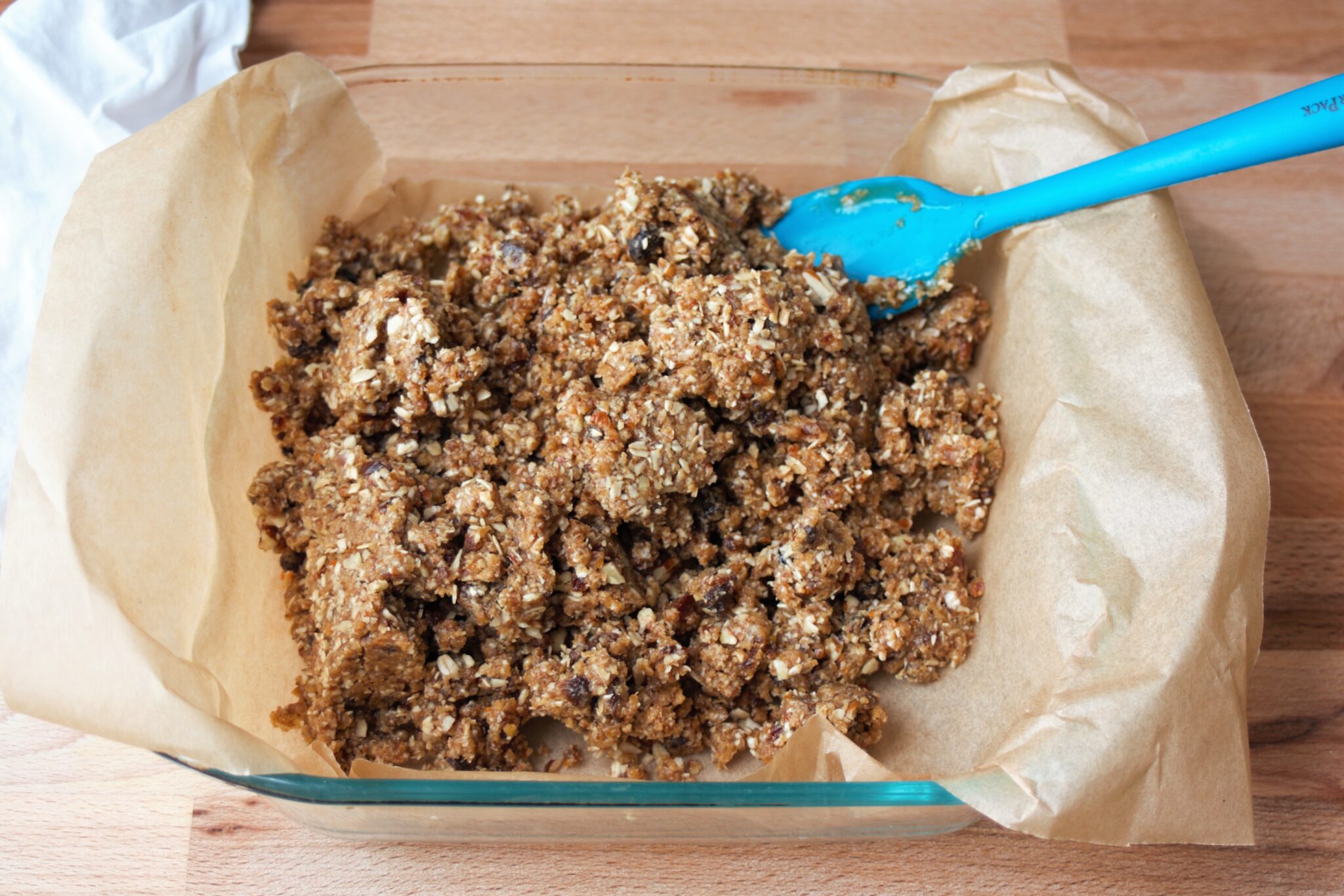 Fruit and Nut Breakfast Bars – akukskitchen.com